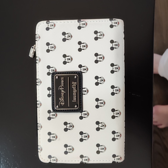 Loungefly | Bags | Loungefly Mickey Mouse Wallet | Poshmark